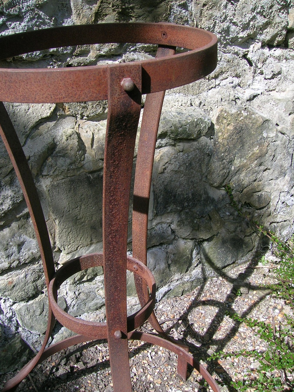 Plant Pot Stands | Outdoor Plant Pot Holders | Supports 4 Plants